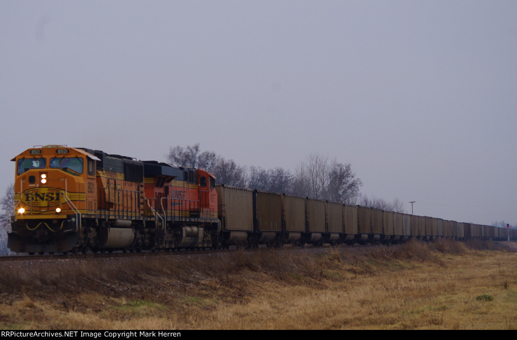 BNSF 8921 East